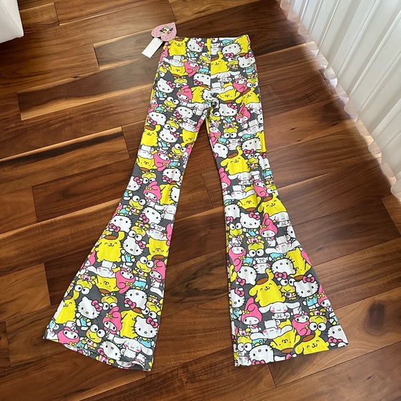 Hello Kitty | Pants & Jumpsuits | Hello Kitty And Friends High Waisted ...